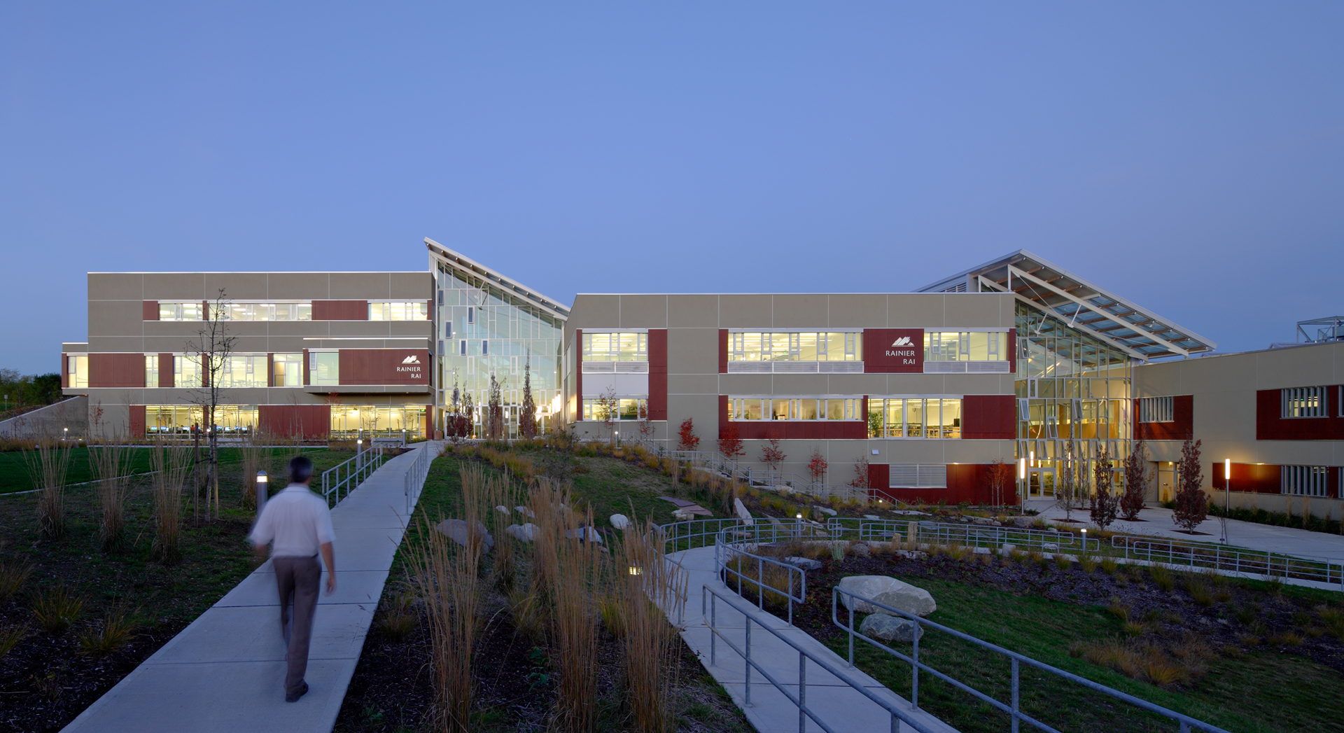 Rainier Science & Technology Building - Opsis Architecture